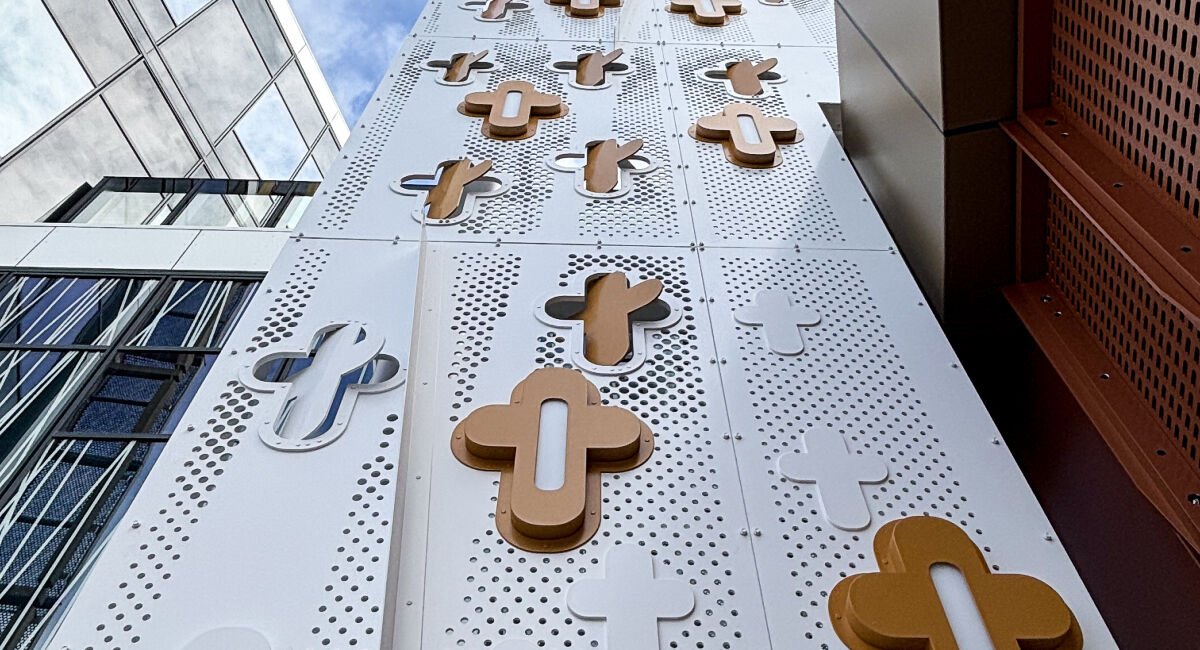 How to De-Risk Specialty Architecture and Facades from Day One - UAP